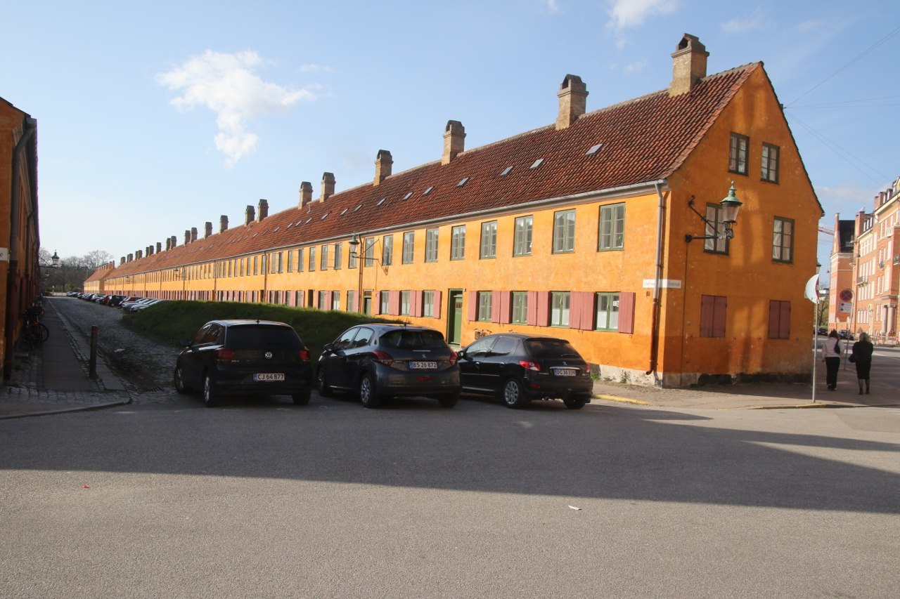 Yellow houses of Nyboder – FrejaTravels