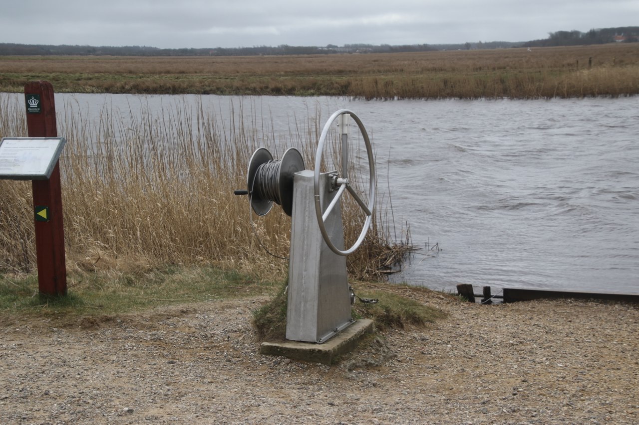 Pull ferry to cross the river – FrejaTravels